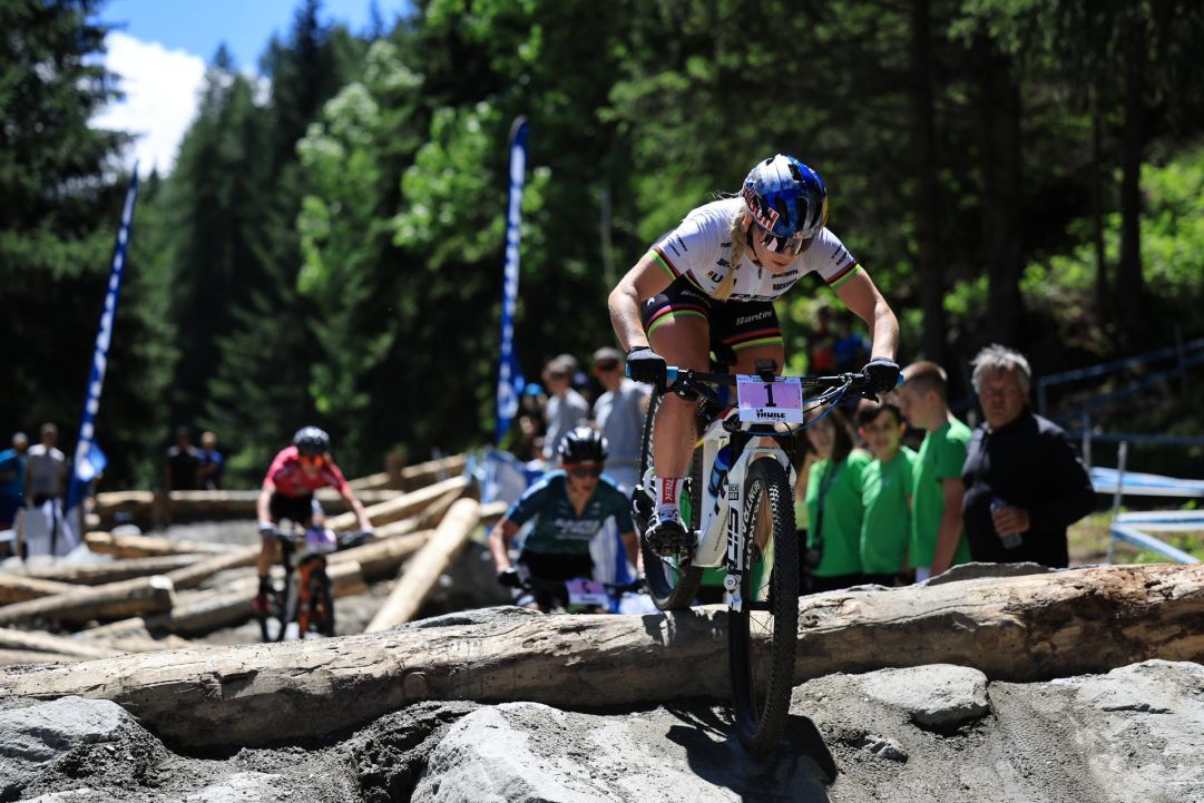 La stagione della grande MTB comincia nel segno di Richards e Gaze ...